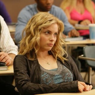 Community Britta Perry Costume Guide