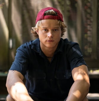 How To Dress Like JJ Maybank Outfits Guide From Outer Banks