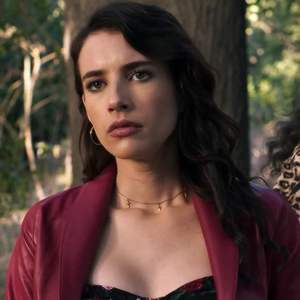 Brooke Thompson Costume | Halloween Costume Guide