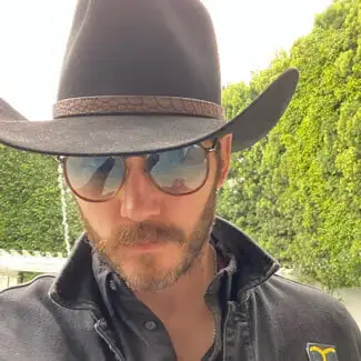 How To Dress Like Chris Pratt Rip Wheeler Guide For Cosplay & Halloween