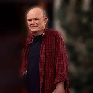 How To Dress Like Red Forman Guide For Cosplay & Halloween
