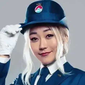 How To Dress Like The Crew Member Guide For Cosplay & Halloween