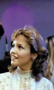 Dress Like Valley Girl Costume Guide For Halloween & Cosplay